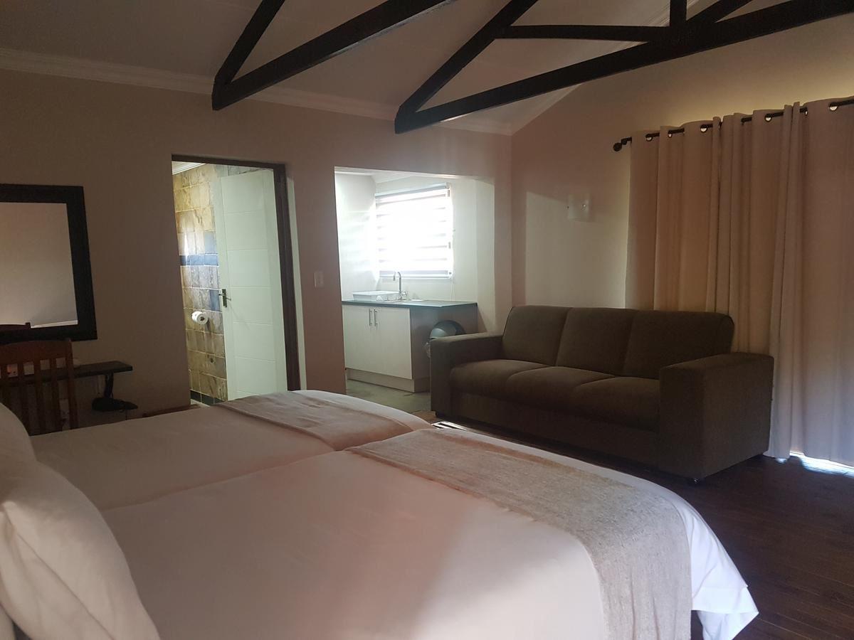 Gabbata Lodge | Affordable Deals - Book Self-Catering or Bed and ...