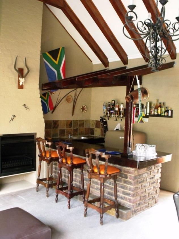 Commalong Lodge and Guided Tours | Book Your Dream Self-Catering or Bed ...