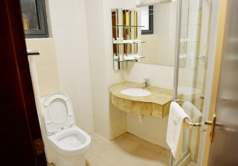 Summerdale Inn | Affordable Deals - Book Self-Catering or Bed and ...