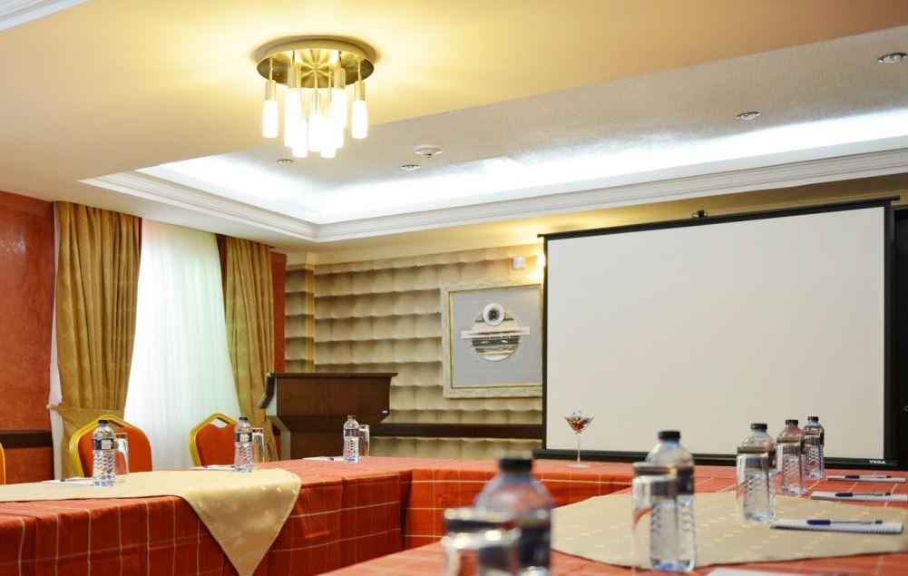 Summerdale Inn | Affordable Deals - Book Self-Catering or Bed and ...