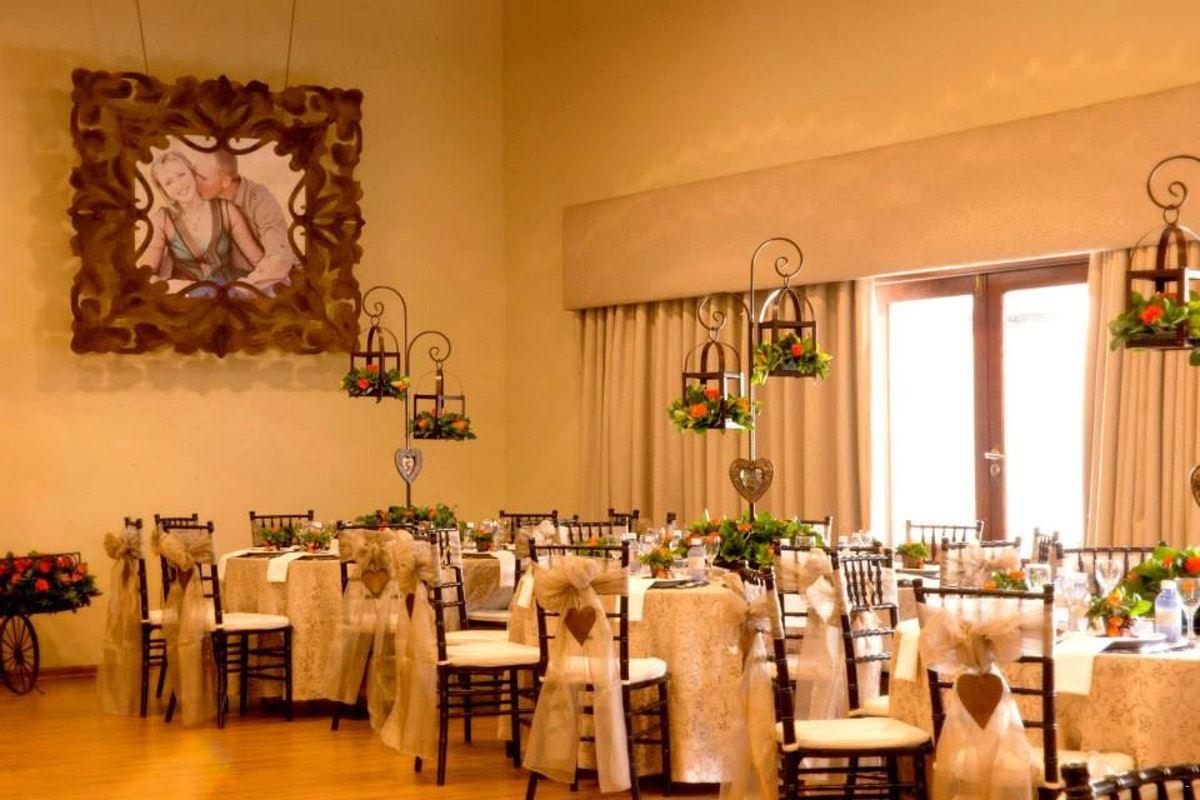 Vrede Hotel | Affordable Deals - Book Self-Catering or Bed and ...