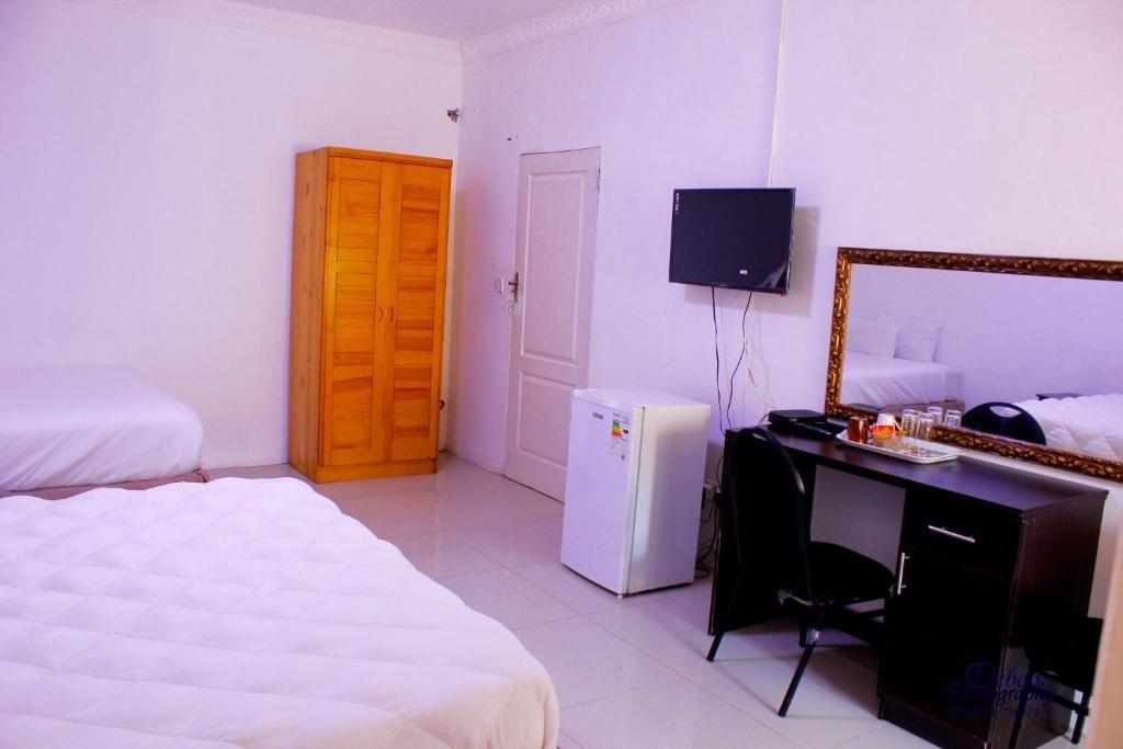 Global Guest House | Affordable Deals - Book Self-Catering or Bed and ...
