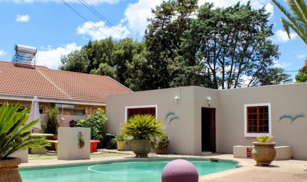 Travelstart | Jock-Inn Guest House