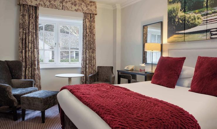Travelstart | Mercure Box Hill Burford Bridge Hotel