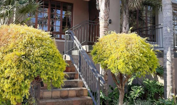 Travelstart | La Casa Guest House