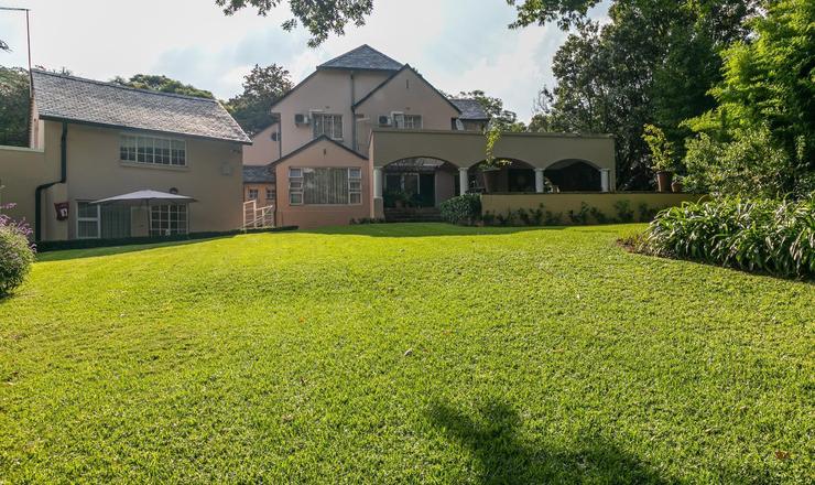 Travelstart | Emmarentia Guest House