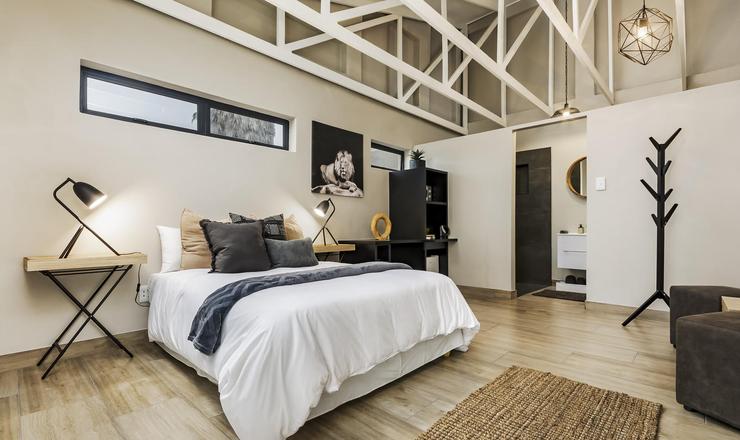Travelstart | Port Elizabeth Country Getaway Deer Park Estate